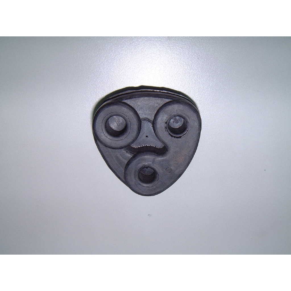 【久大】TOYOTA 豐田 瑞獅 消音器吊耳/吊消音器橡皮 17565-13030/17566-35010 | 蝦皮購物