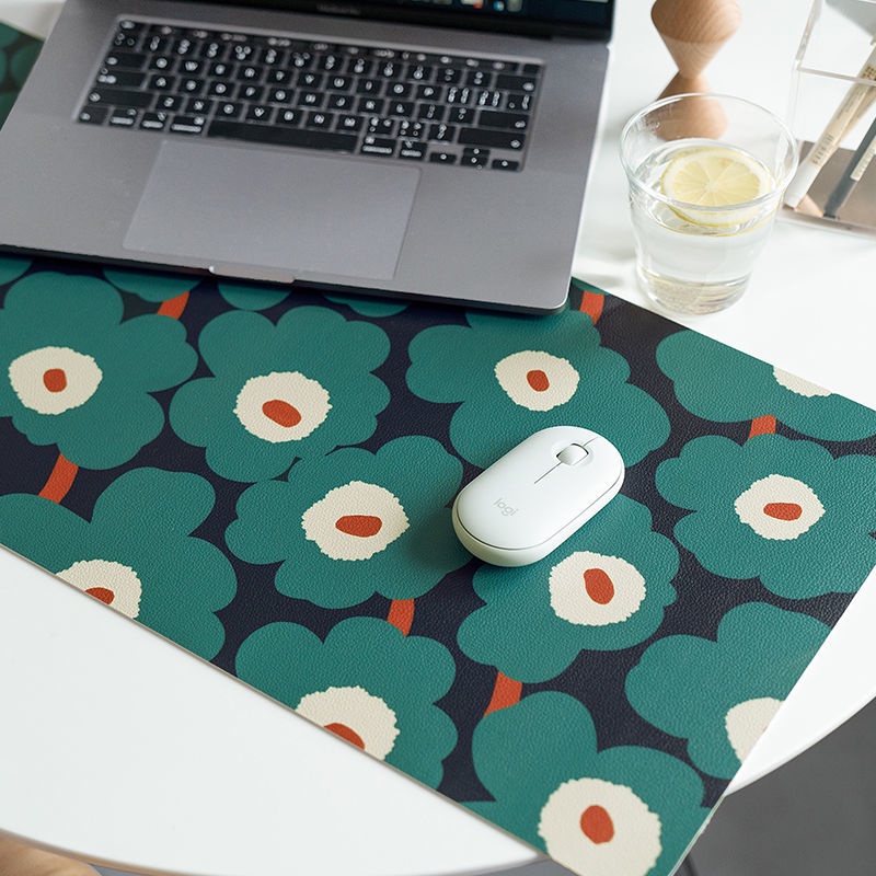 【可客製化皮革桌墊】元氣系列原創超大滑鼠墊 辦公桌墊 滑鼠墊 女家用學生書桌墊 防水可訂製 升級Q彈2.0mm雙層皮革茶 | 蝦皮購物