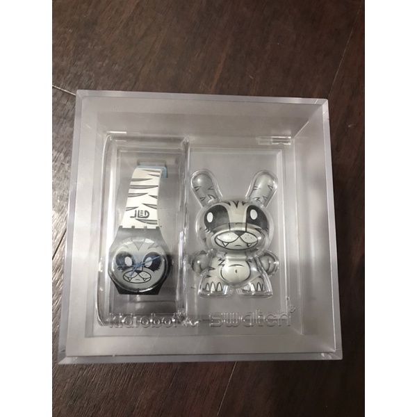 Swatch & Kidrobot 公仔&聯名款swatch手錶 | 蝦皮購物