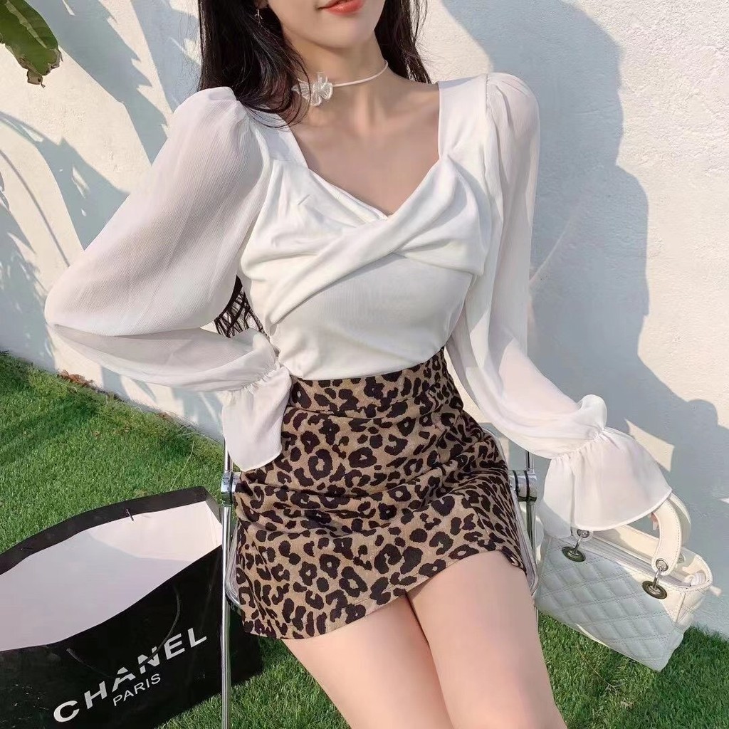 【Rina.space】《現貨》氣質交叉造型雪紡上衣 | 蝦皮購物