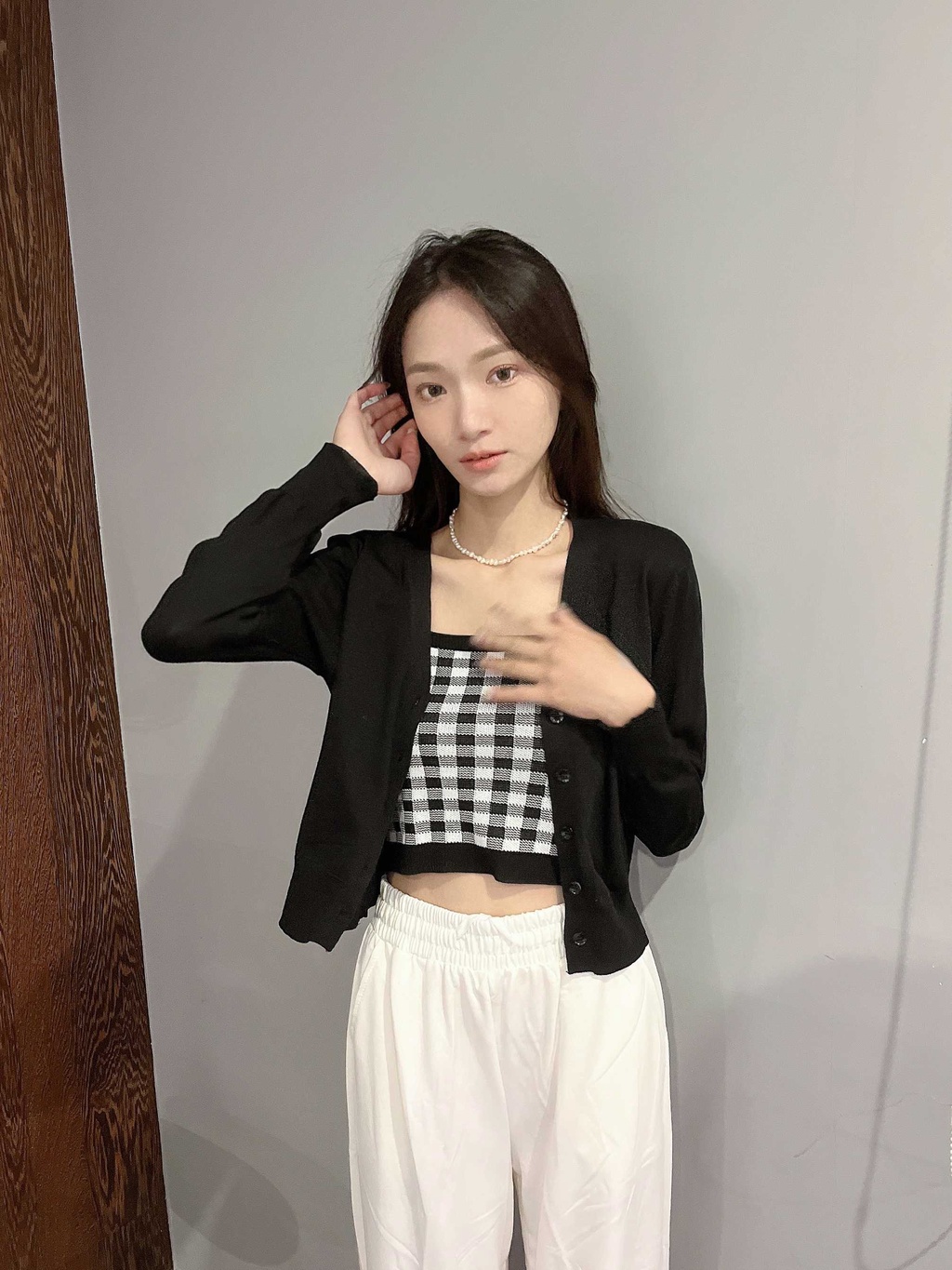 細肩格紋背心+外套【51068】Sandy33女裝批發秋冬新款韓系INS休閒百搭氣質短版撞色背心 防曬外套 背心套裝女 | 蝦皮購物