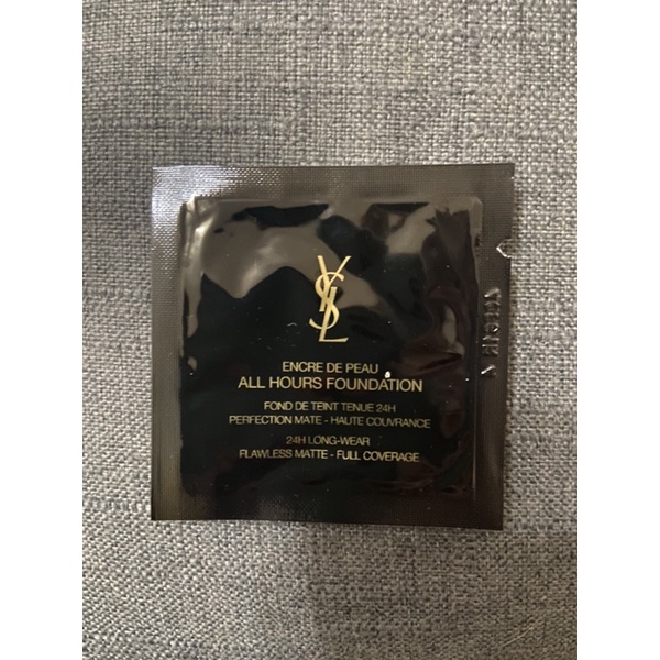 YSL粉底液1ml試用包恆久完美無暇潤粉底B10. 恆久完美無暇持妝粉底LN4/LN7 | 蝦皮購物