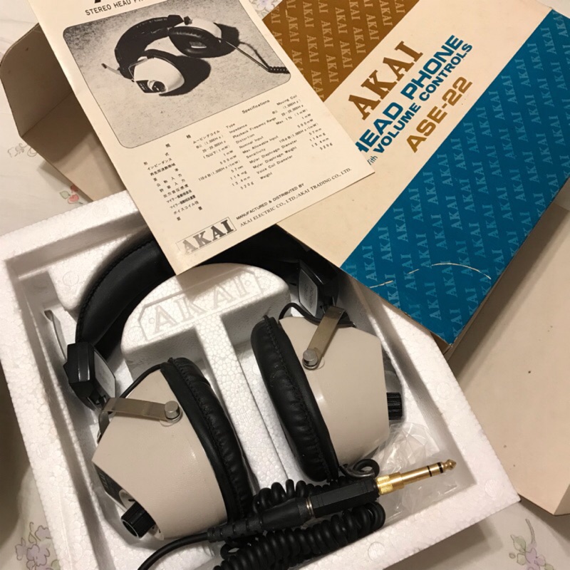 早期 AKAI ASE-22 耳罩式古董級耳機 (1973年日本生產) | 蝦皮購物