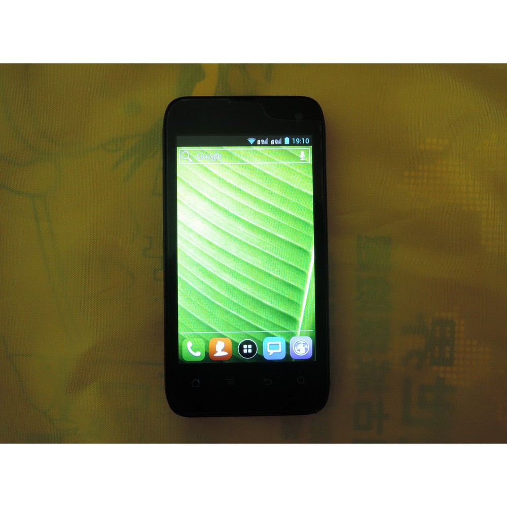 moii E801 4 吋 4GB 智慧型 手機 老人機 學生機 電話機 | 蝦皮購物