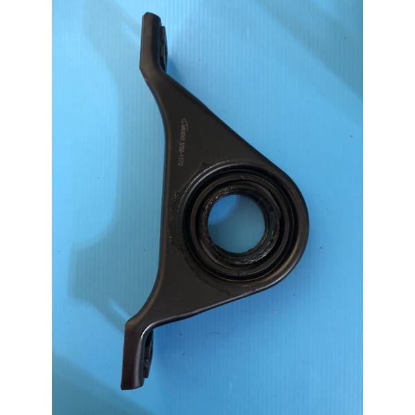 BENZ 2104101881 中間吊架 W210/4缸(沒軸承) | 蝦皮購物