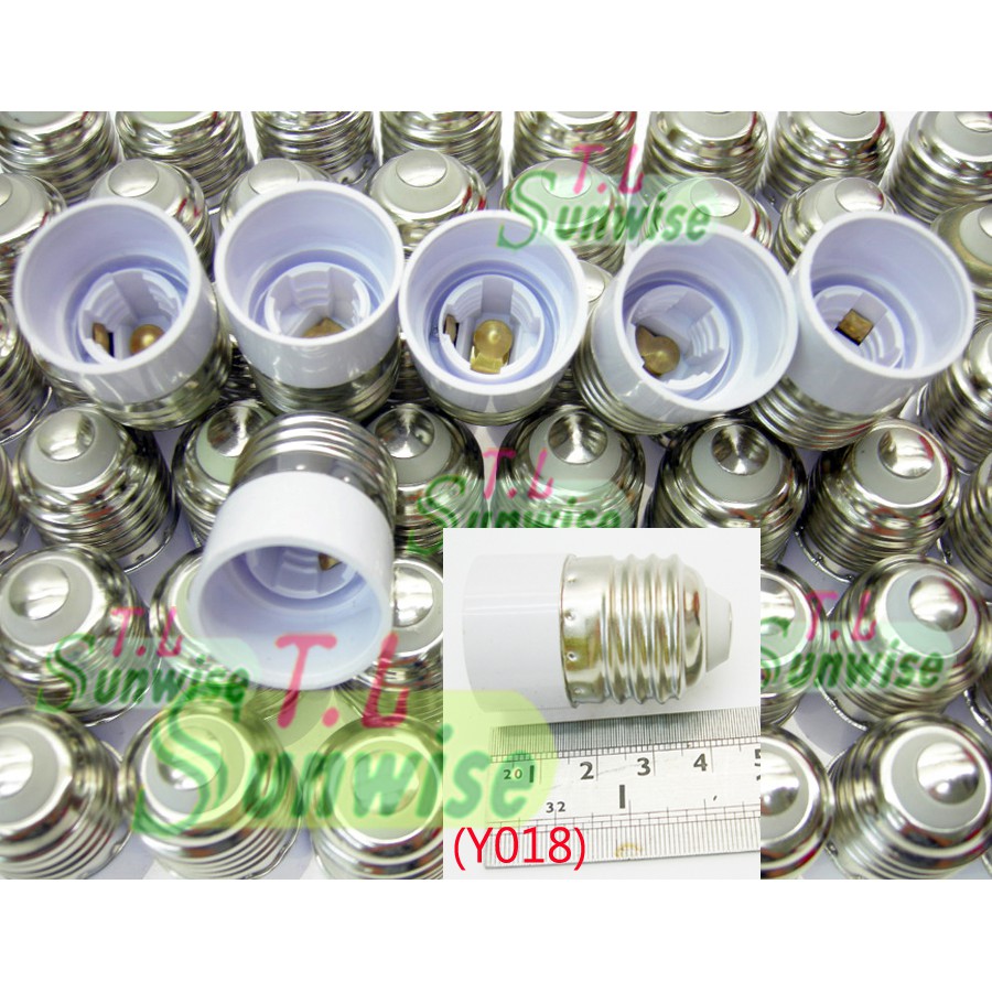 (全新品) 台灣現貨 (Y017) E27 轉 E12 燈座 1只 / (Y018) E27 轉 E14 燈座 1只 | 蝦皮購物