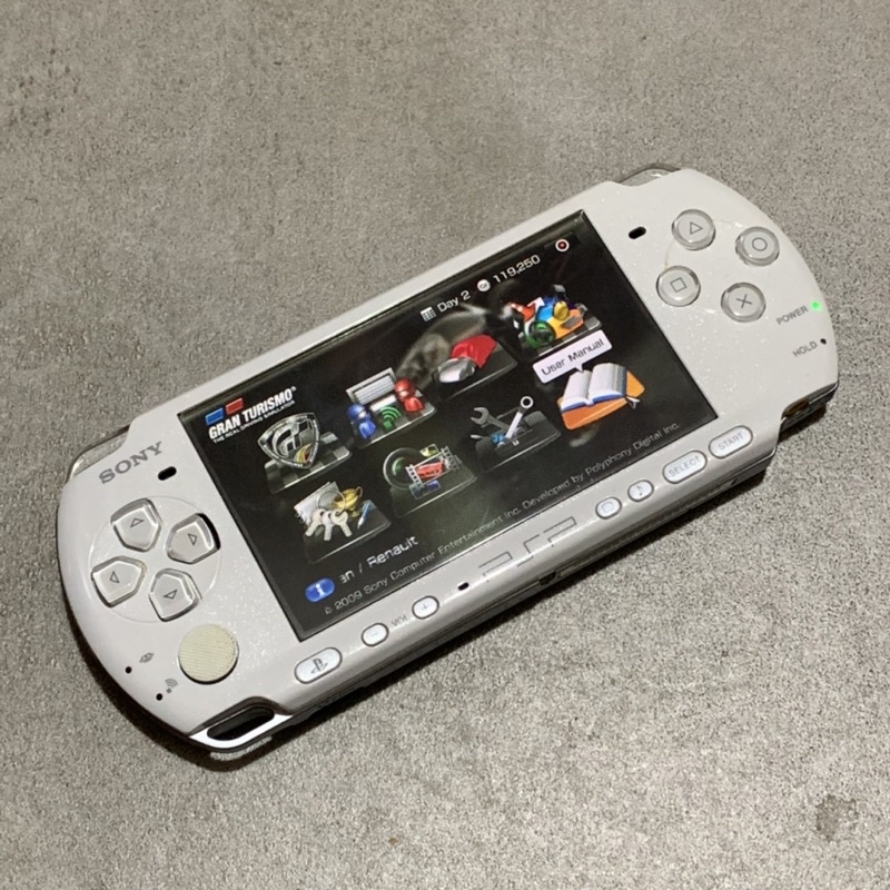 Sony PSP 3007 掌上型 遊戲主機 懷舊 收藏 稀有 珍珠白 裸機 | 蝦皮購物