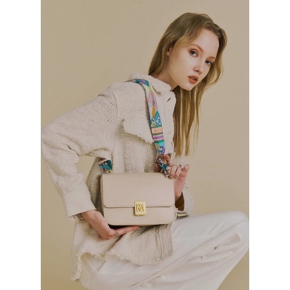 Robinmay RM X Ella 緋紅之舞斜背包（奶油白） | 蝦皮購物