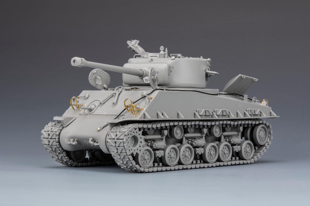 RFM{現貨} M4雪曼戰車{全內構+蝕刻片+活動履帶} M4A3E8 SHERMAN 1/35 #5042 | 蝦皮購物