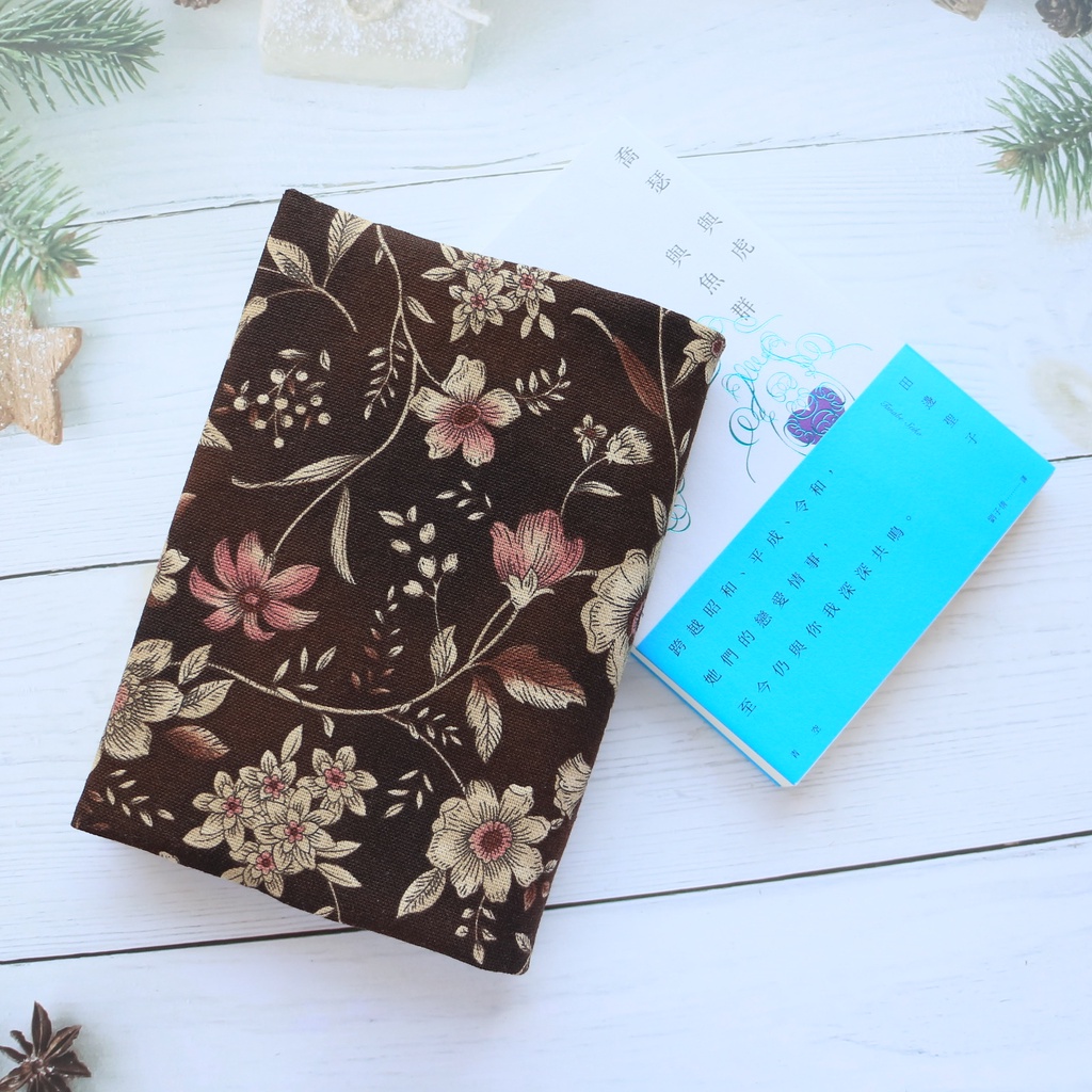 【海棠】書衣 可調式 ブックカバー A4 A5 A6 B6 50k 25K 32K 20K 16K 媽媽手冊 | 蝦皮購物