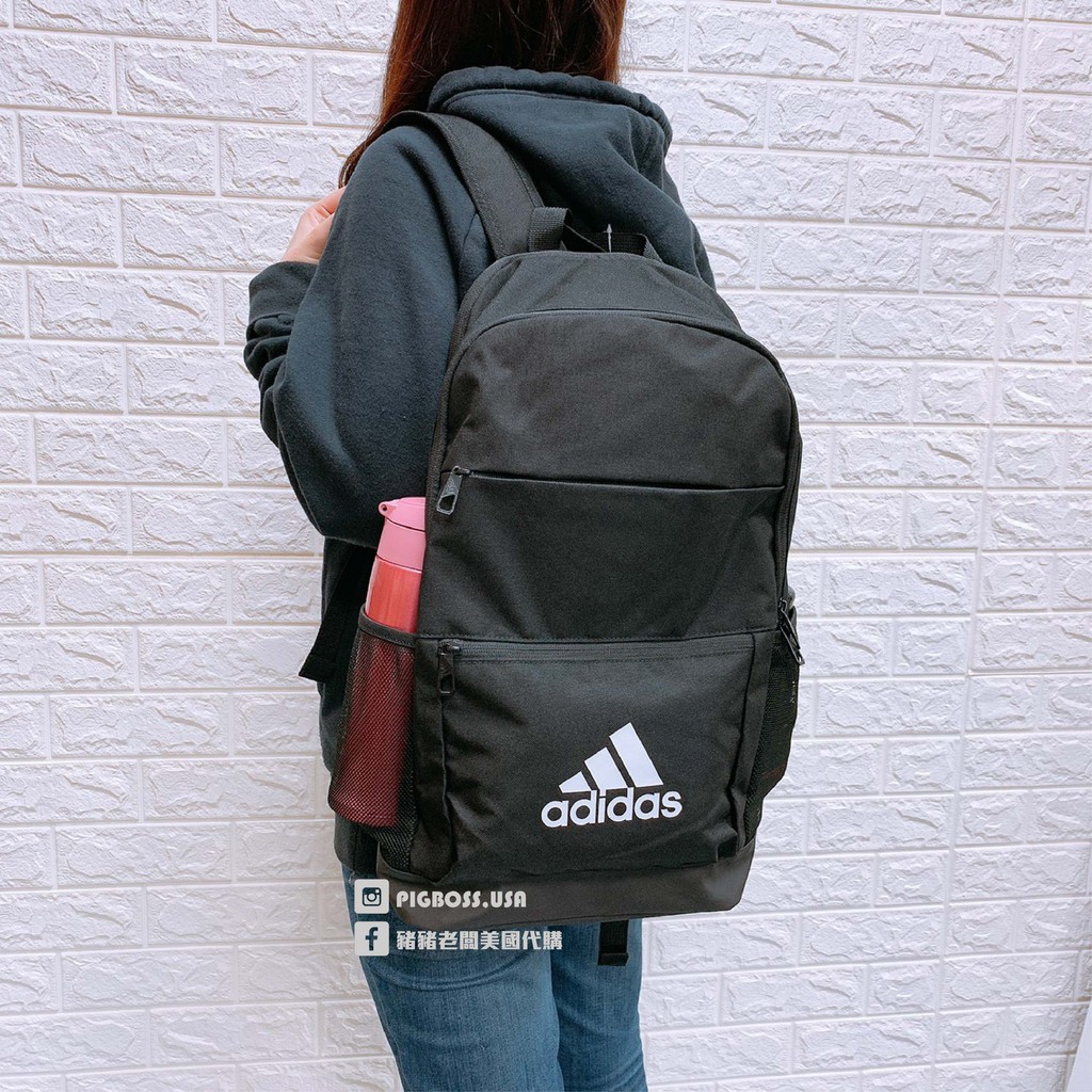 【豬豬老闆】ADIDAS BACKPACK 黑白色 LOGO 水壺袋 運動背包 後背包 書包 筆電包 DM2909 | 蝦皮購物