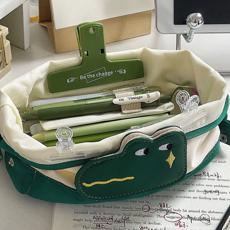 Ohaya 丨鱷魚翻翻筆袋丨超大容量鉛筆盒 文具袋 耐髒大容量學生卡通多功能收納包小眾簡約 | 蝦皮購物