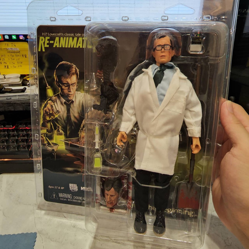 ACE 球鞋-公仔 NECA 幽靈人種 Re-Animator 赫伯特韋斯特 Herbert West 著衣 | 蝦皮購物