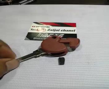 Vespa master Key vespa 巧克力萬能鑰匙配有芯片 | 蝦皮購物