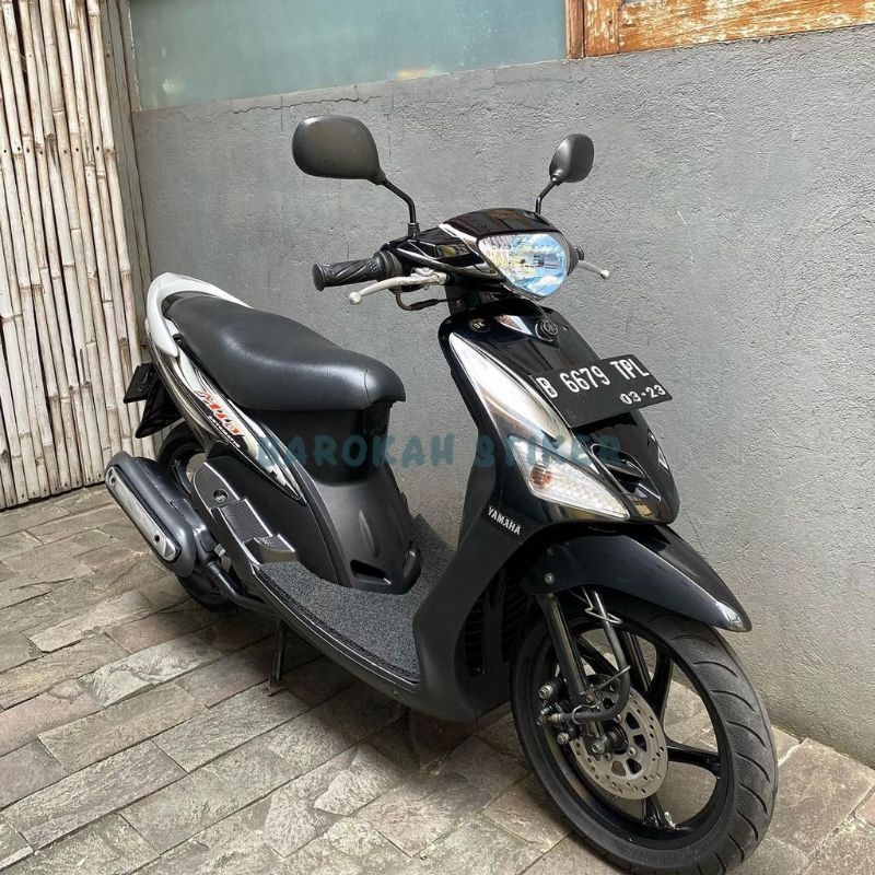 山葉 Hitam striping Lis 貼紙標準 ORI yamaha mio 運動型 2007 黑色貼紙 mio | 蝦皮購物