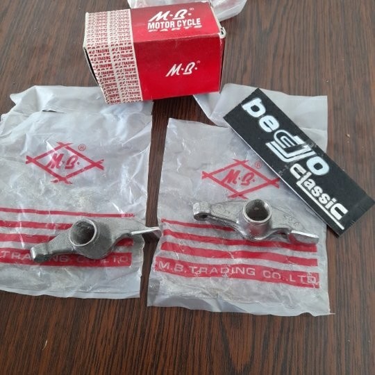 HONDA 聖殿騎士鋼琴扳機閥搖臂套裝本田 CB 100 k2 CB100 k2 品牌 MB nos 日本製造 | 蝦皮購物