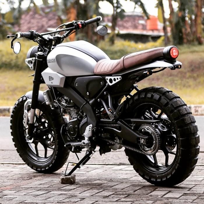 山葉 Yamaha XSR 155 Undertank Cover 原銀 XSR 155 Delta 箱蓋 | 蝦皮購物