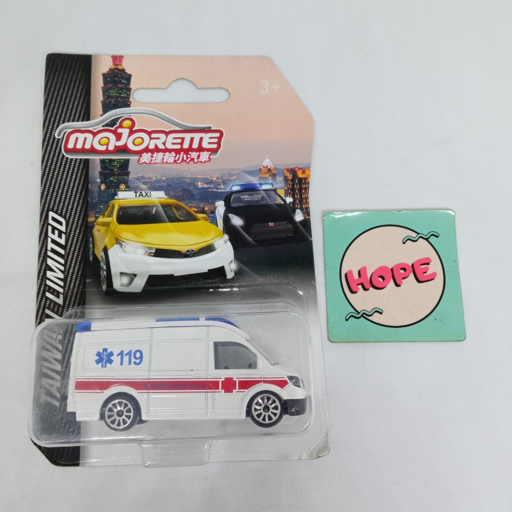 Majorette Volkwagen Crafter 救護車壓鑄台灣限量原裝 | 蝦皮購物