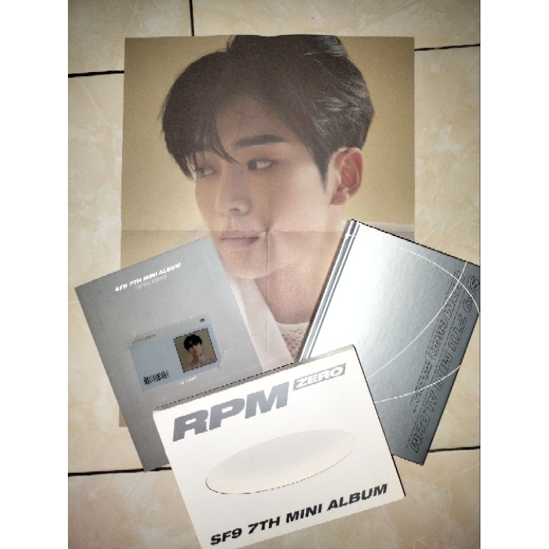 Preloved ALBUM RPM SF9 官方未密封海報 ROWOON 身份證 JAEYOON | 蝦皮購物