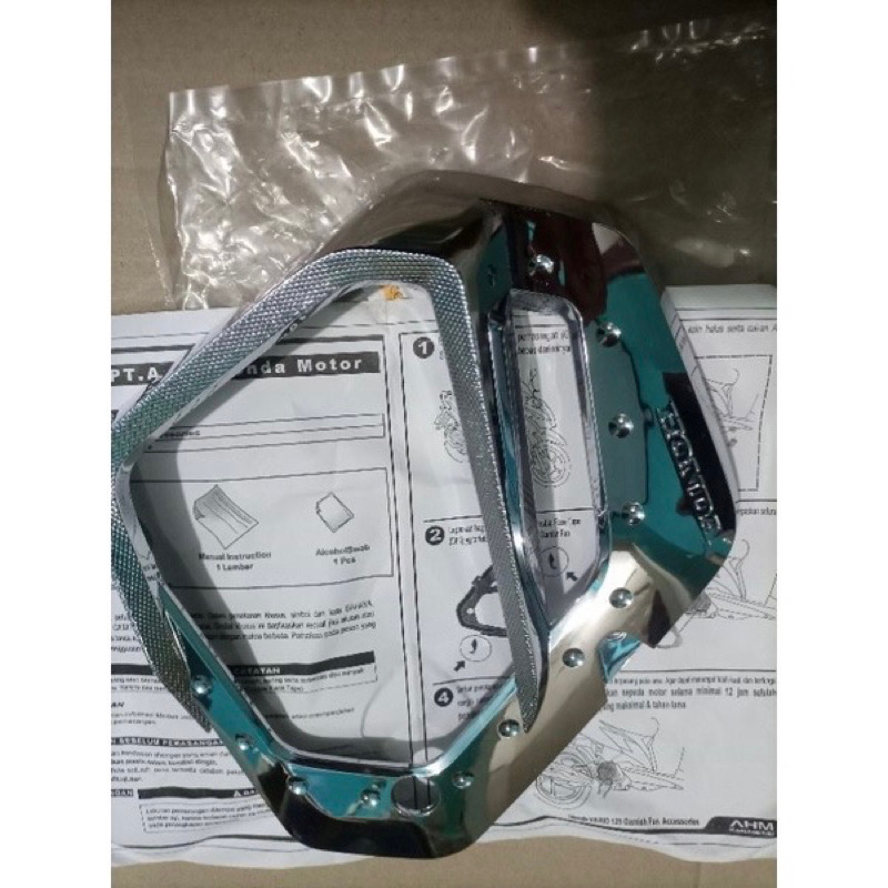Cover comp 散熱器蓋和 garnidh 散熱器 vario techno 125 舊燈泡 KZR 豪華原裝 | 蝦皮購物