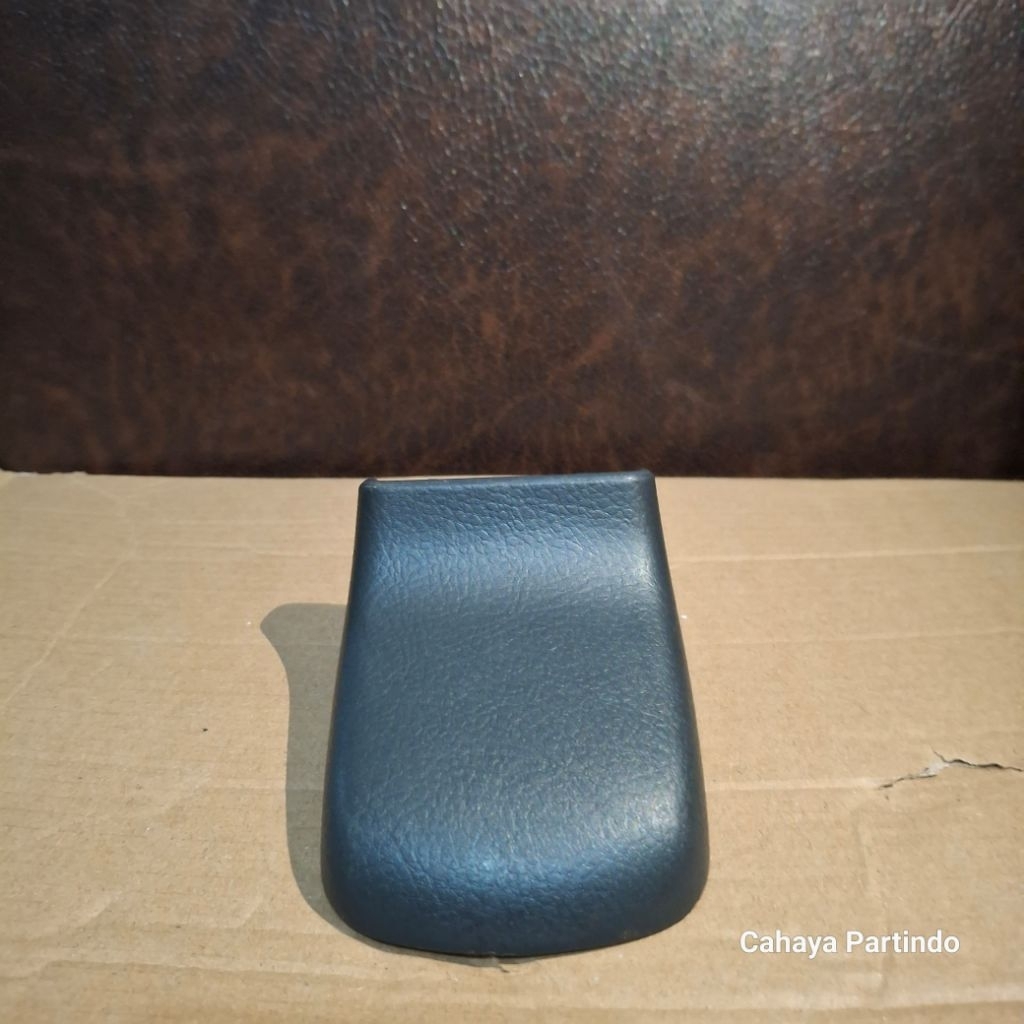 豐田 AVANZA XENIA RUSH TERIOS 原裝中心座椅螺栓蓋 71485-BZ040 | 蝦皮購物