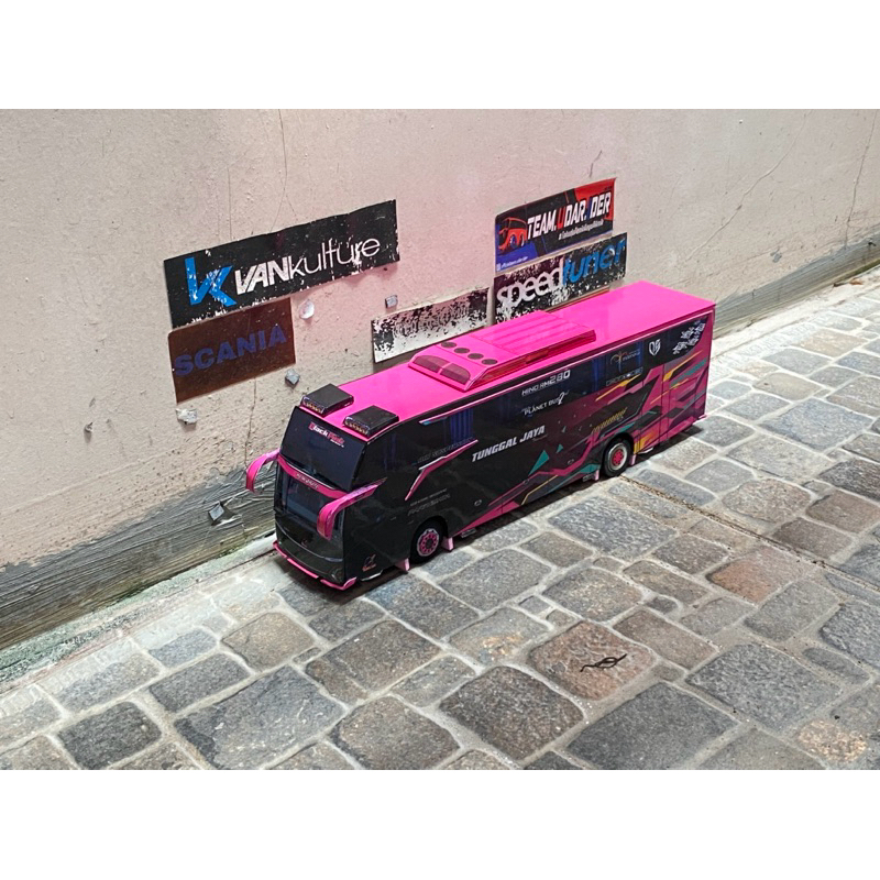 Papercraft BUS 單人 JAYA 黑色粉色 JETBUS 5 BASURI | 蝦皮購物