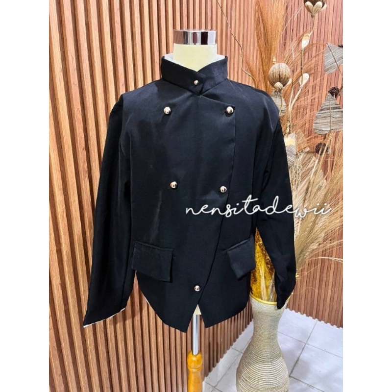 Hitam Solo Javanese 傳統 Beskap 良好的尋呼機 Beskap 客戶之間 | 蝦皮購物