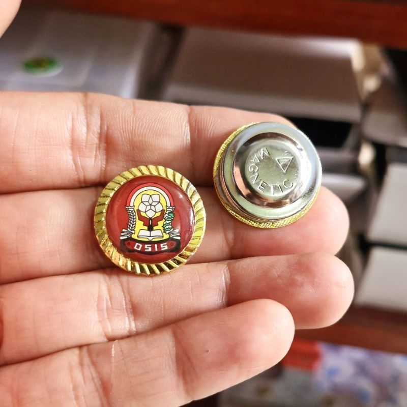 優雅的 2 厘米磁鐵 OSIS PIN SMP OSIS PIN 高中 OSIS PIN | 蝦皮購物