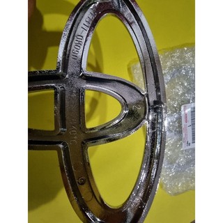 Hilux KUN25 KUN26 2005-2014年前格柵LOGO標誌 75311-0K010 | 蝦皮購物