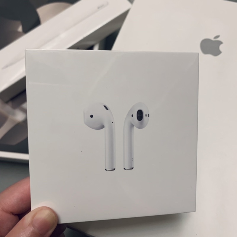 [我最便宜]全新未拆封 Airpods 第二代 藍芽耳機 今年9月旗艦店 蝦皮購物