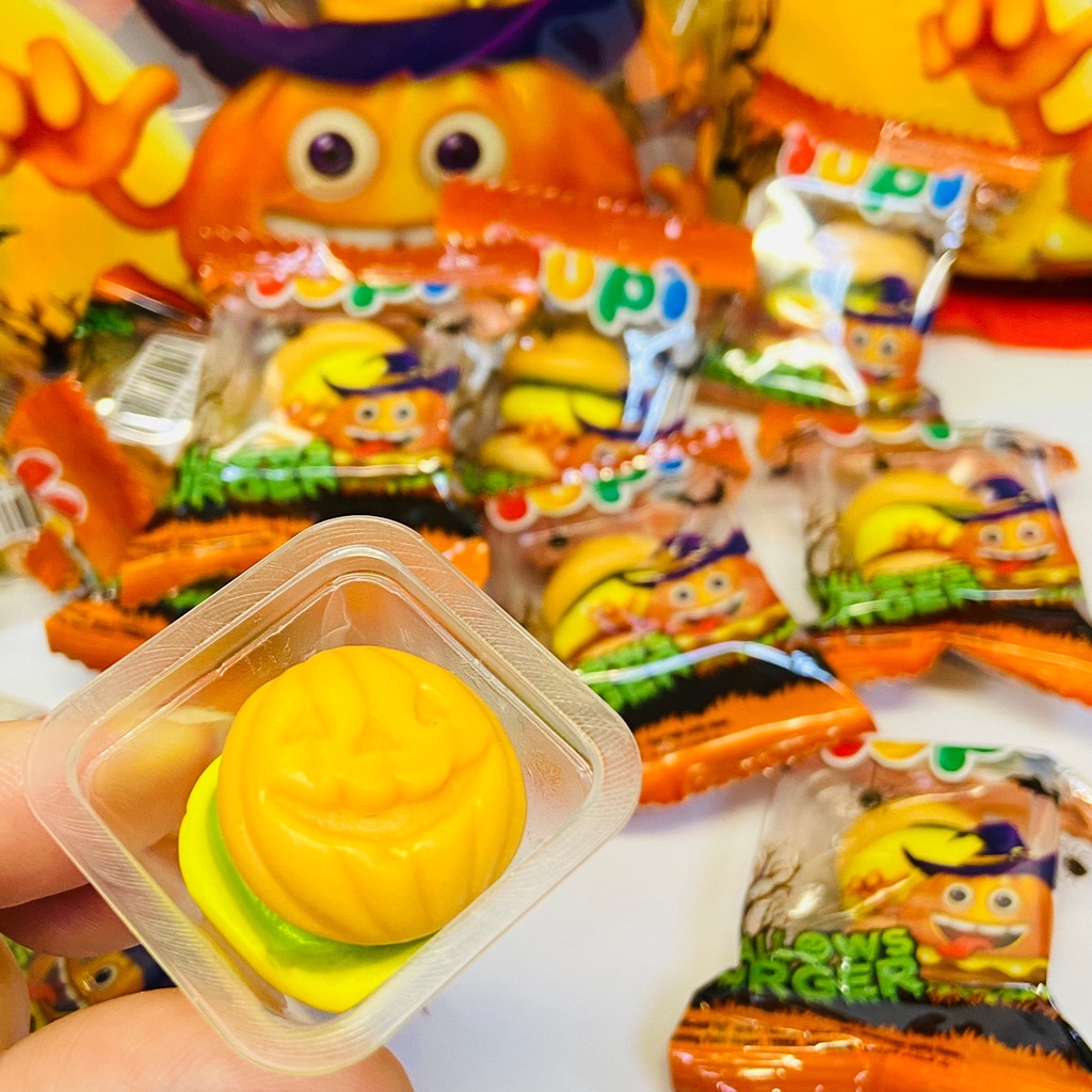 YUPI萬聖節漢堡QQ 南瓜臉漢堡軟糖378克 Yupi 萬聖節超值組合餐 吸血鬼門牙軟糖 萬聖節糖果 | 蝦皮購物