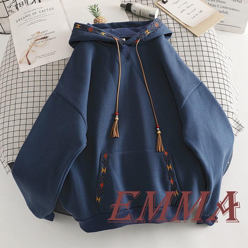 EMMA大尺碼大學T 長袖上衣 超大碼胖mm2-300斤設計感衛衣女秋冬加絨加厚小眾刺繡連帽大學T | 蝦皮購物