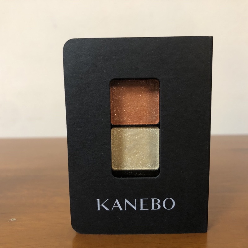 Kanebo 佳麗寶 唯一無二雙色眼影 1.4g 全新 效期：2026年 | 蝦皮購物