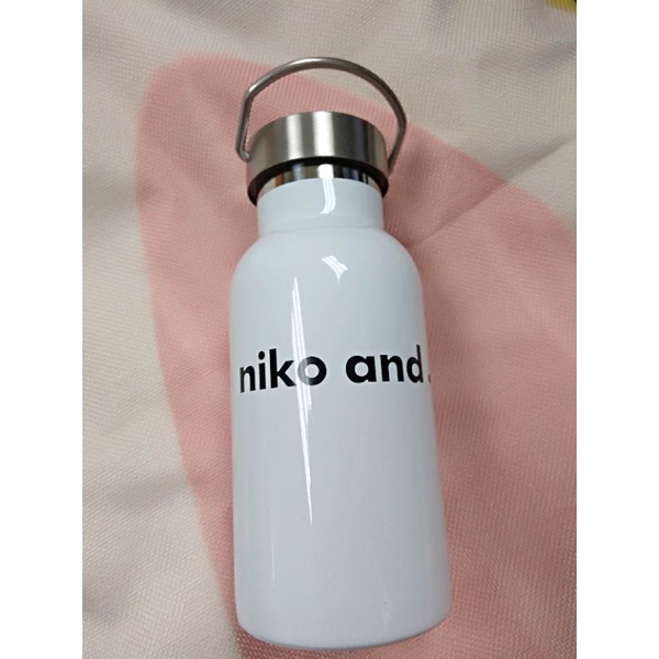 全新日本潮牌(Niko and)質感 日系 手提 不繡鋼304 水壺(350 ml) | 蝦皮購物