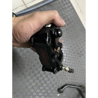輻射卡鉗 四活塞 frando 對四 卡鉗 勁戰 大b force smax | 蝦皮購物