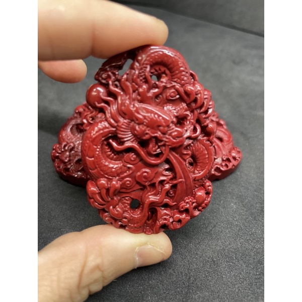 D7671紅硃砂 硃砂 龍 龍牌 雙面雕刻 已打墜孔 墜飾 墜子 | 蝦皮購物