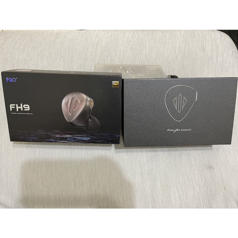 限@tackah2019下單｛菜式鏢局｝二手 fiio Fh9 FiiO FH9 一圈六鐵七單元MMCX可換線耳機-黑色 | 蝦皮購物