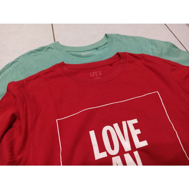 Uniqlo /lativ /短袖T恤/尺寸M | 蝦皮購物