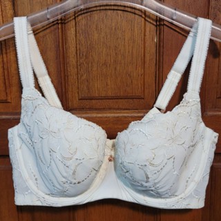 全新品 瑕疵 黛安芬-FLORALE（尺碼碼80E/36E）浪漫梔子花系列氣質白 內衣型號：16-8797 GT 零伍零 | 蝦皮購物
