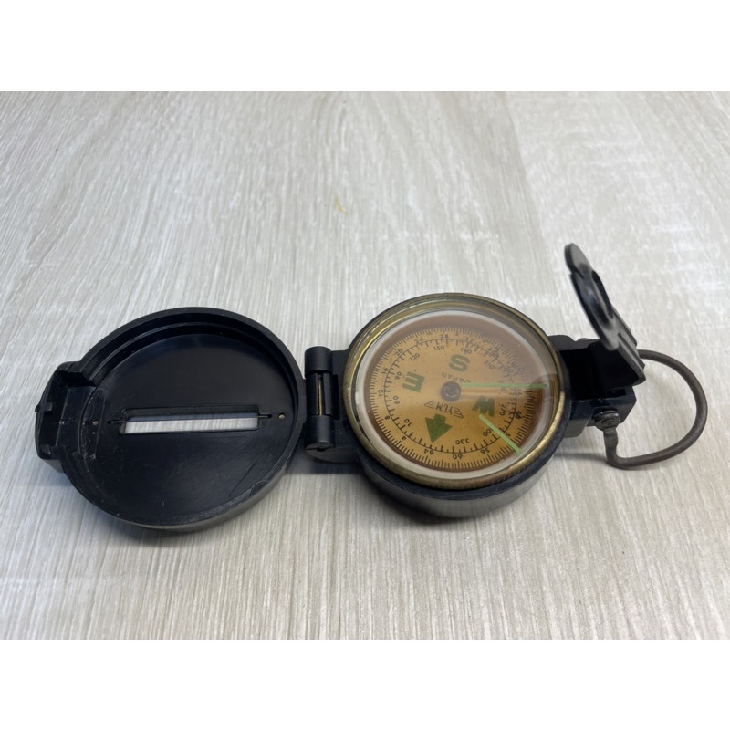 日本YCM工程師指南針 YCM EngineerLENSATIC COMPASS 黑色指南針 戶外用品 登山用品 二手 | 蝦皮購物