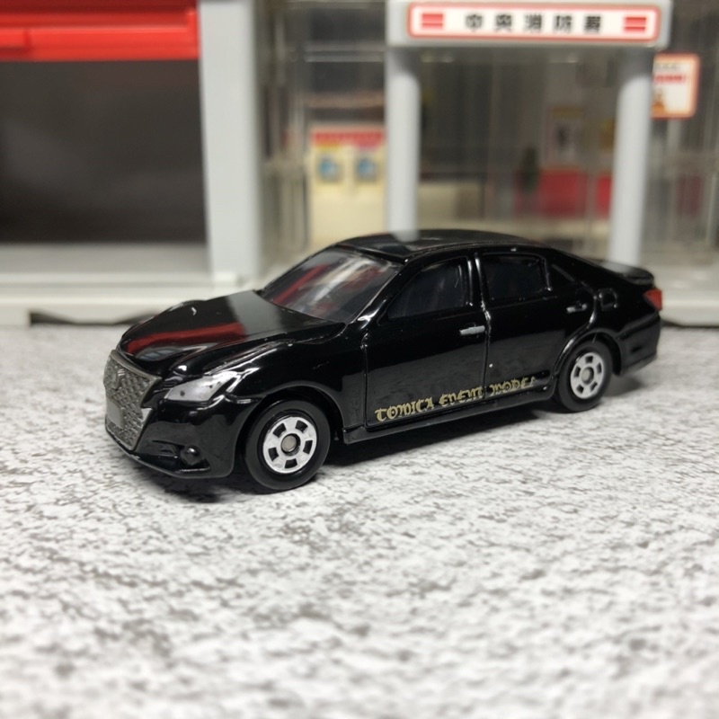 Tomica 92 Toyota crown athlete | 蝦皮購物