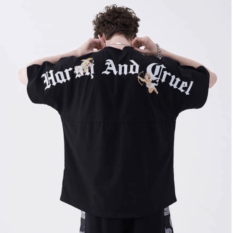 Ocean Studio｜韓國🇰🇷 harsh and cruel 哥特字體大字邱比特天使印花logo短袖👼🏹 | 蝦皮購物