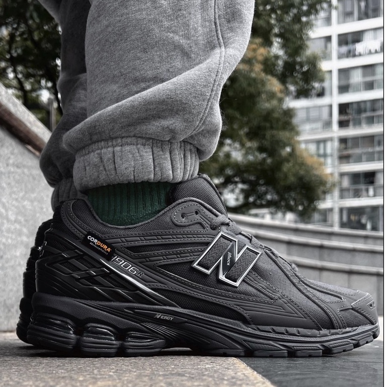 【R-MAN】現貨 New Balance 1906R 深灰 NB1906R 穿搭 IU 休閒鞋 慢跑鞋 M1906RU | 蝦皮購物