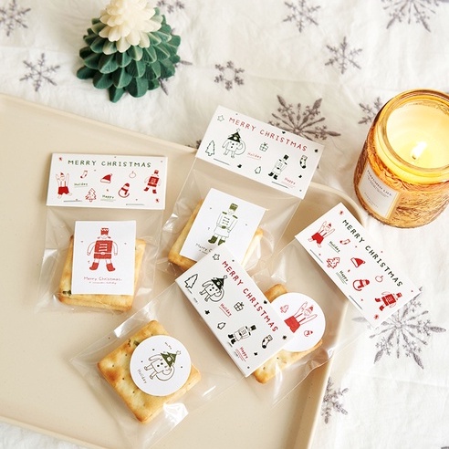 AM好時光【J573】聖誕節 手繪可愛紅綠衛兵貼紙 8枚 耶誕節派對 甜點袋裝飾 餅乾蛋糕包裝盒 封口貼 禮物盒 裝飾貼 | 蝦皮購物