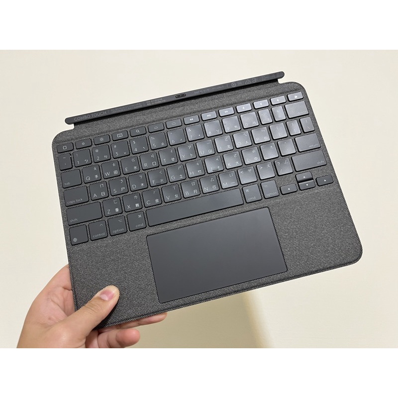 Logitech Combo Touch 鍵盤保護殼具備觸控式軌跡板，適用於 iPad Pro 11 吋 | 蝦皮購物