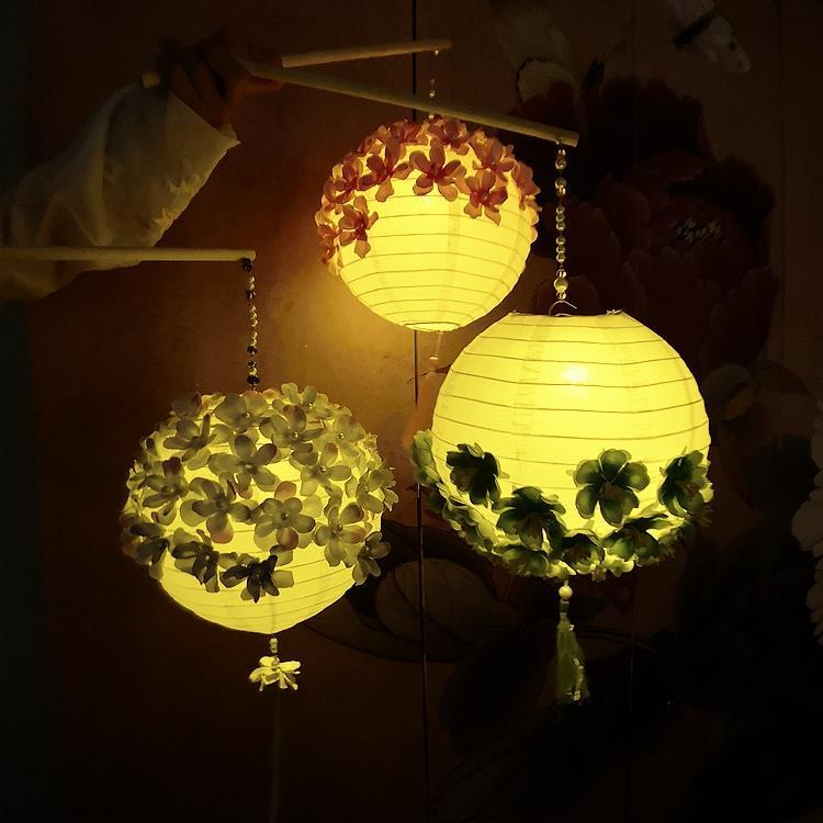中秋燈 籠 中式 古典 宮燈 cos 道具 漢服 拍照 小花燈 手提 七夕燈 籠 古風 中秋節慶 古式宮燈 | 蝦皮購物