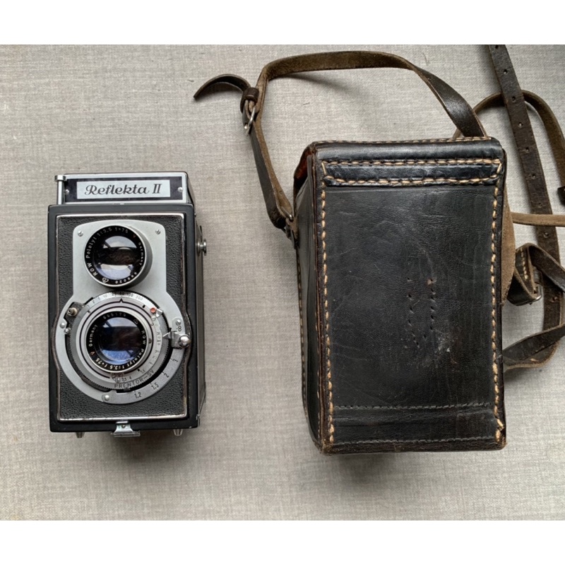 Reflecta II TLR 75mm F3.5 雙眼中片幅古典底片相機 + 相機套 | 蝦皮購物