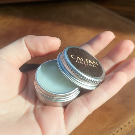 【CALTAN台灣現貨】10g皮革保養油*2+布 | 蝦皮購物