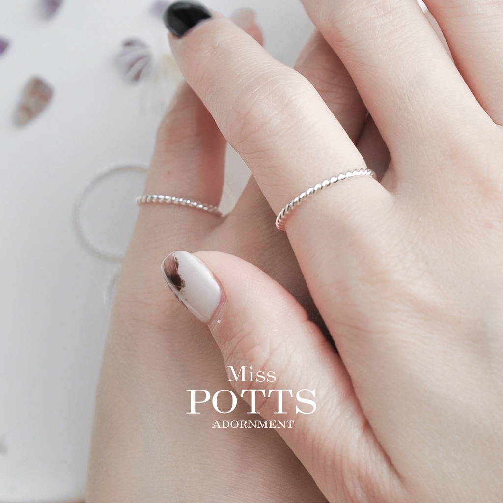 MissPotts. ｜Leila 1.2超細麻花線戒 可加持 S925純銀戒指 純銀飾品 尾戒 對戒 防小人 可疊戴 | 蝦皮購物