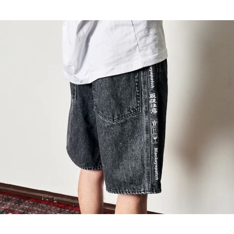 日牌 BlackEyePatch HANDLE WITH CARE DENIM SHORTS 黑牛仔短褲 | 蝦皮購物